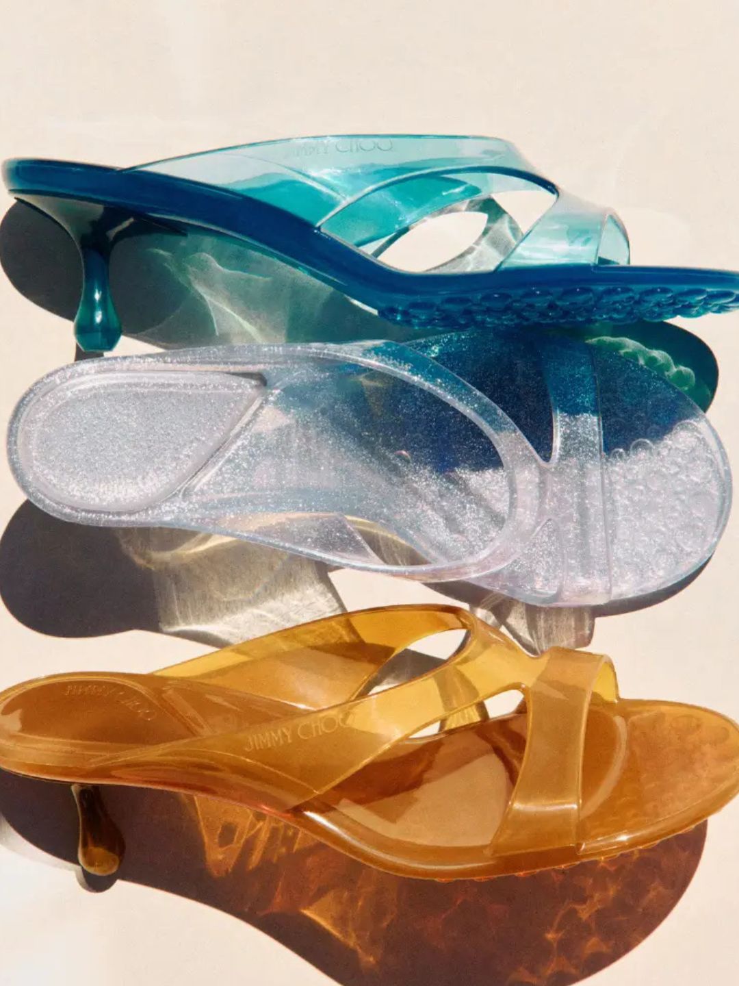 Legendarni Jimmy Choo ‘jelly’ sandali so dobili svojo užitno ...
